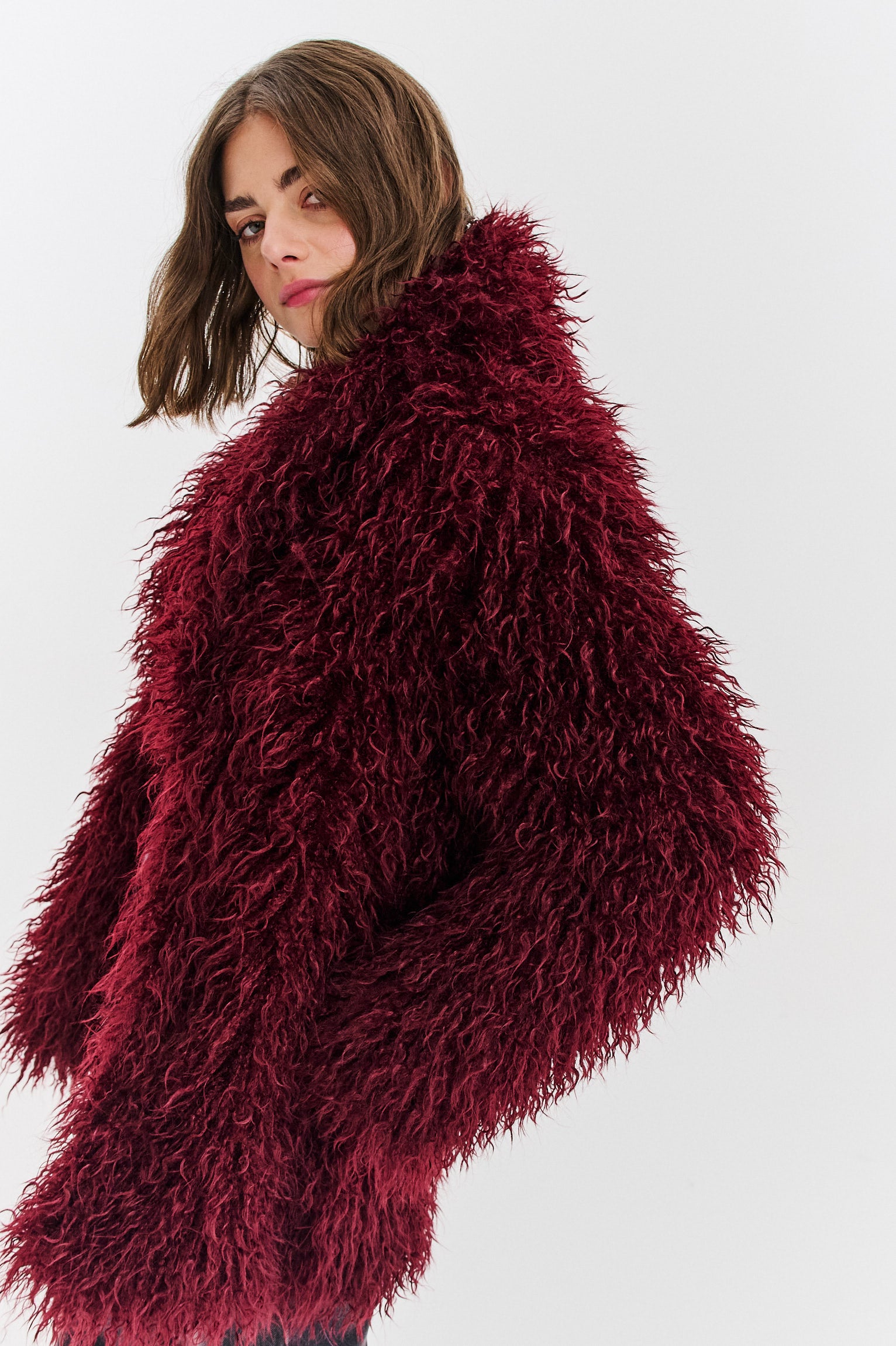 Kurtka ze sztucznego futerka Cranberry Magic – NAOKO-STORE.pl